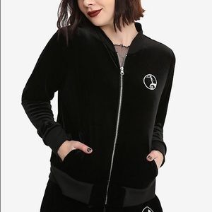 Hot Topic | Tops | Nbc Jack Skellington Black Velvet Zip Up Jacket ...